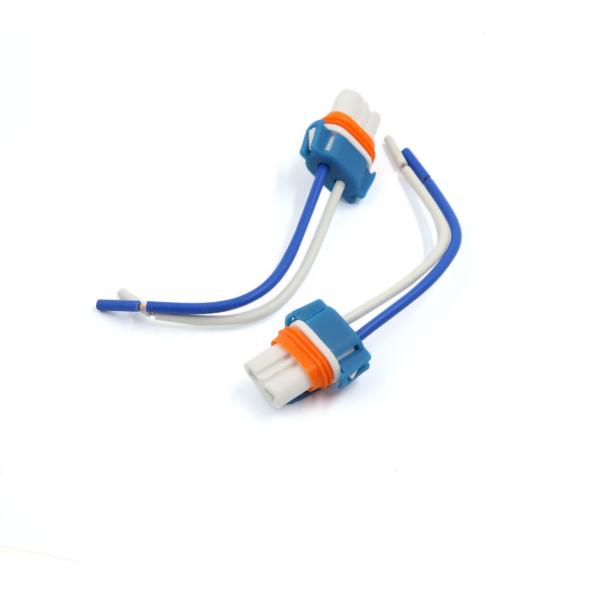 【本商品は海外出荷】お届けは通常20-30日を頂いております。カラー：ホワイト、オレンジ、ブルー； 材質：プラスチック、セラミックパッケージの内容：2×9005ライトソケット; 製品名：9005ライトソケット電圧：DC 12V; 寸法：32...