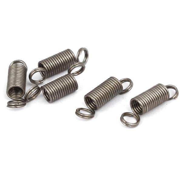 【本商品は海外出荷】お届けは通常20-30日を頂いております。重量: 2g; 全長:15mm外径:4mm; ワイヤの直径: 0.5mm製品名：引張ばね; 材質：304ステンレス鋼パッケージ内容: 5個 x 引張ばねカラー：シルバートーン