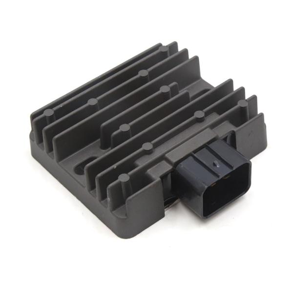 【本商品は海外出荷】お届けは通常20-30日を頂いております。製品名：レギュレータ整流器; 素材：メタルパッケージの内容：1 xレギュレータ整流器; シェルカラー：ブラック寸法: 99 x 93 x 27mm(L*W*H); 適用: ホンダ...