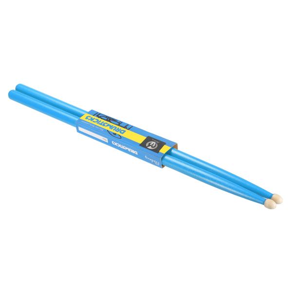 【本商品は海外出荷】お届けは通常20-30日を頂いております。ドラムスティックはメープル製です。 丈夫で軽く、美しい。 カフェ、コンサート、ステージ、バー、日常のエクササイズなどでの演奏に適しています。 多くの場面で広く使われていますドラム...