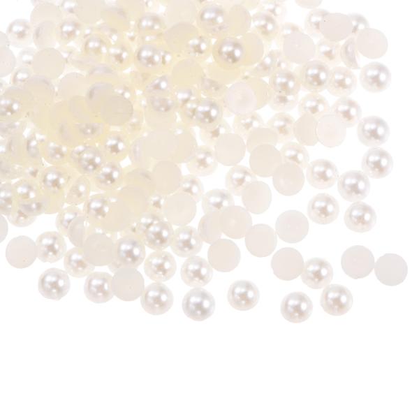 【本商品は海外出荷】お届けは通常20-30日を頂いております。サイズ - 直径：5mm; カラー：ベージュ; 200 x ハーフパールビーズ材質 - 半円真珠は上質なプラスチック素材を使用しており、カラフルで色あせしにくく、表面が滑らかで傷...