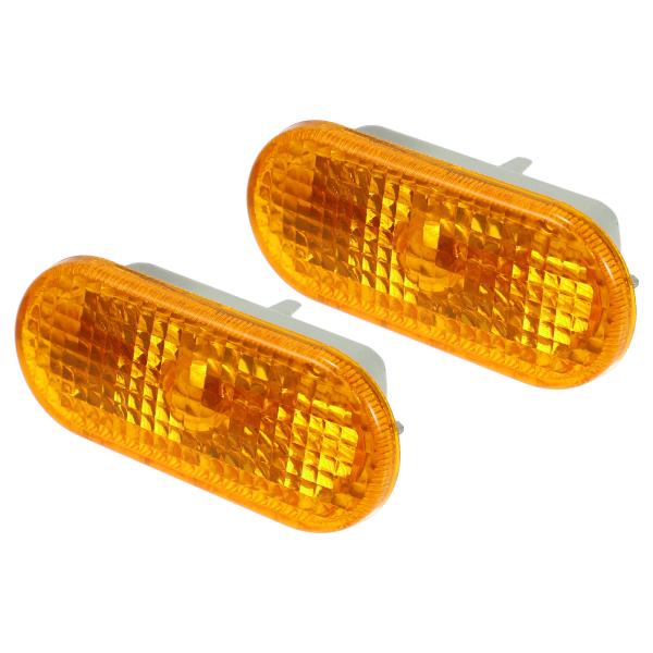 【本商品は海外出荷】お届けは通常20-30日を頂いております。機能 - このウインカーライトカバーで車の外観を向上させます。素材 - サイドマーカーライトカバーレンズアセンブリは良質のLEDとプラスチックで作られており、信頼性が高く、変形や...