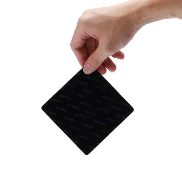 【本商品は海外出荷】お届けは通常20-30日を頂いております。機能: カーペットの滑りやカールを防ぎ、カーペットを固定し、出口を固定するか、経路を固定します。.デザイン特徴: 四角いデザインは接触面積を増やし、最大のグリップ力を提供します。...