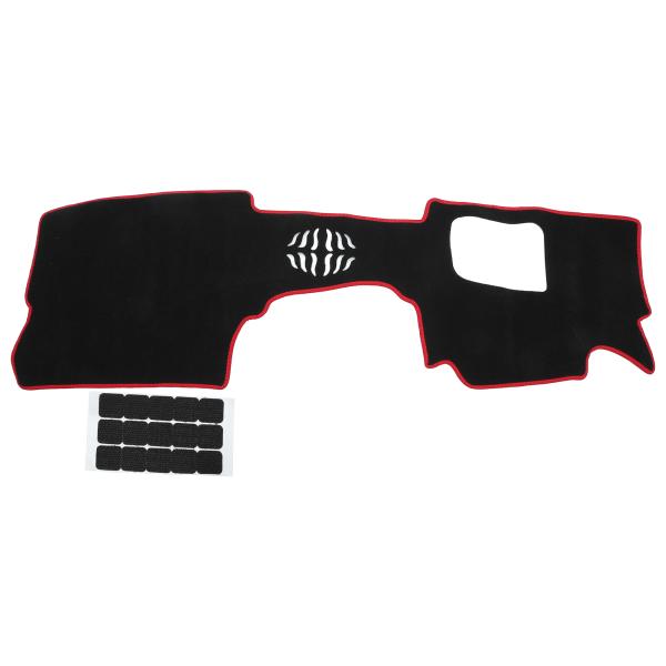 【本商品は海外出荷】お届けは通常20-30日を頂いております。【適合車種】：マツダに対応CX-30 DM 2020-2024用（右ハンドル専用） HUD付き セット内容：ダッシュボードマット×1pcs。※年式・グレード・オプションにより適合...