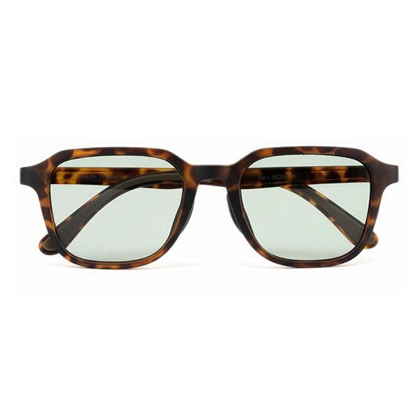 ■ブランドについてこれまでの境界線を超えて、ランニングやアクションスポーツに適した スタイル主義を体現するスタイルスポーツサングラス「 TYMER 」東京を中心にそれぞれのカルチャーシーンを共有する クリエイターとの共創によりブランドが立ち...