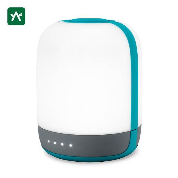 太陽光に近い自然な明るさを持つ「クロマテリアルLED」を採用したスタイリッシュなランタン。キャンドルモードやパーティモードなど、白色・電球色だけではなく多彩なカラーを表現できます。給電機能も備え、スマートフォン等の外部機器の充電も可能です。...