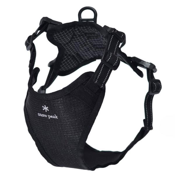 軽さ、ホールド性、メンテナンス性を備えた高機能ハーネス■モデル犬着用：Mサイズ/体重：7kg[犬用ハーネス]●当店は土日祝の出荷はお休みです。