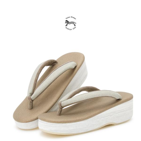 『菱屋カレンブロッソ』カジュアルな着物におすすめな草履■色台　茶色系鼻緒　灰色■素材鼻緒　PVC本天　合成皮革先つぼ　合成皮革天　PVC台　EVA（エチレン酢酸ビニルコポリマー）底　クレープ（合成ゴム）■適応サイズS　22.5cm〜23.5...