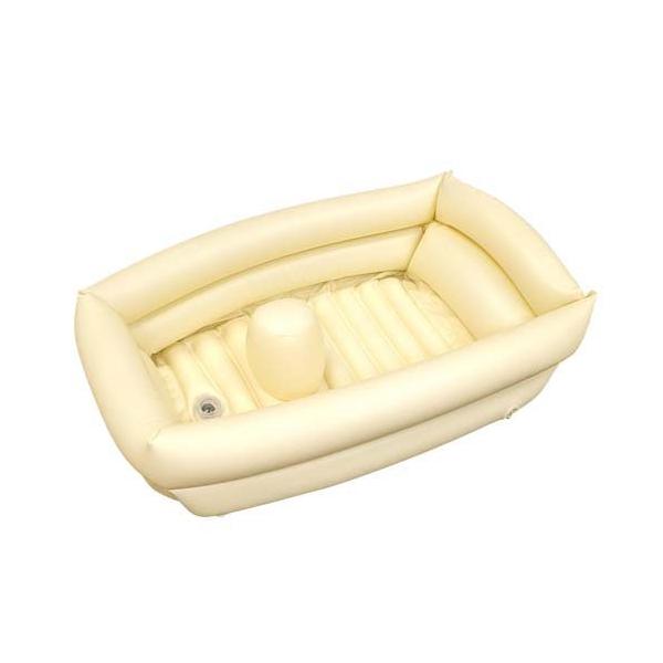 ふんわりコンパクトバス イエロー/バス用品/【発売元、製造元、輸入元又は販売元】永和/【ふんわりコンパクトバス イエローの商品詳細】●空気で膨らませるため、ふわふわで赤ちゃんも安心です。●水抜き栓がついており大変便利です。●滑り落ちを防止す...