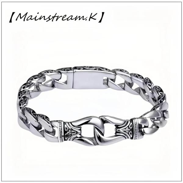 25-R067手首周りサイズ ：約 18cm/20cm/22cm/24cm素材：925シルバートーテムブレスレットは、シルバー925の高品質素材を使用した存在感のあるアクセサリーです。太めのチェーンデザインと六芒星をモチーフにしたトーテムが...