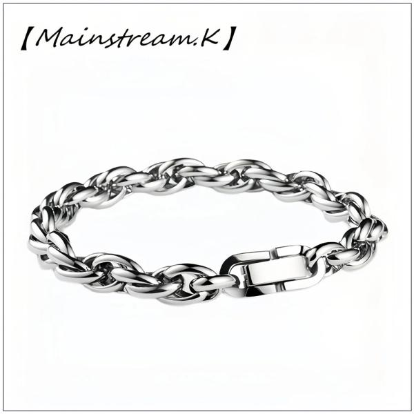 25-R068手首周りサイズ ：約 17cm/19cm/21cm/23cm素材：925シルバーシルバー925ブレスレットは、独特の捻じれ風デザインが特徴的な逸品です。太めのチェーンが生み出す存在感と、シルバー925の上質な輝きが調和し、力強...