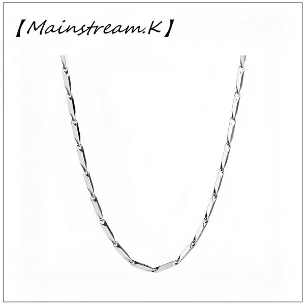 25-R070チェーン部分長さ：約 50cm/60cmチェーン部分材質：シルバー925シンプルでスタイリッシュな菱形チェーンネックレスは、現代的なヒップホップスタイルを演出する洗練されたアクセサリーです。S925（シルバー925）素材を使用...