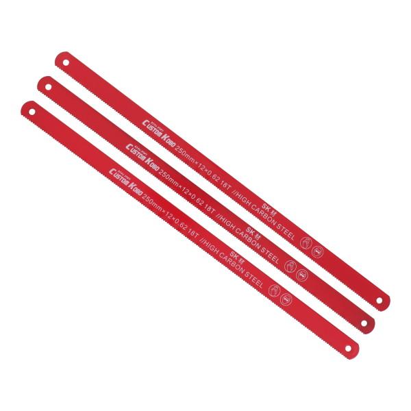 固定フレーム鋸やパイプフレーム鋸に取り付けてご使用下さい。用途：塩ビ・プラスチック用刃山数：18山入数：3枚入【材質】高炭素鋼（ハイカーボンスチール）ブランド：CUSTOM KOBO販売元：株式会社三共コーポレーション