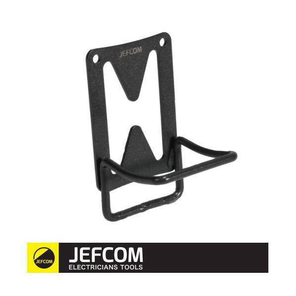 四角形で入れやすい！ハンマーホルダー新登場！！商品特長●ベルトに通しやすく位置調整も楽にできる新形状・ベルト通し幅：55mm●カラー：ガンメタルグレー●上部と下部に落下防止コード取付可能(別売)●当社全ハンマーに対応●ハンマーヘッドに合わせ...