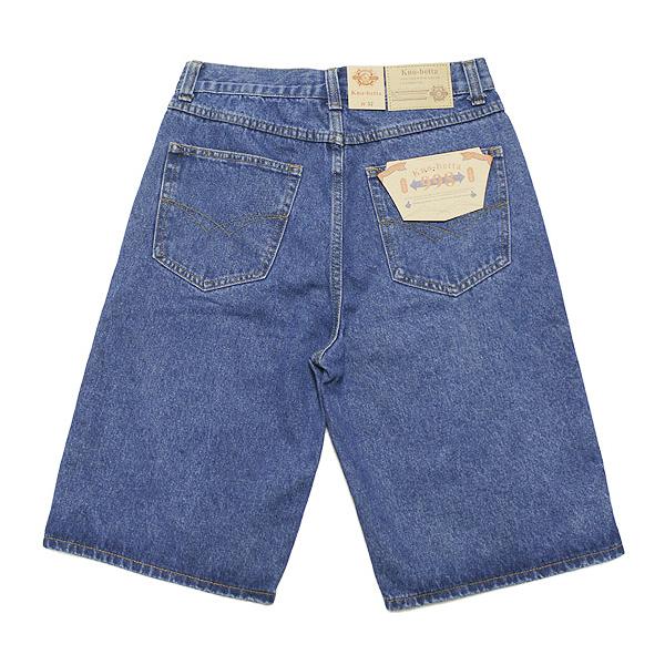 定番のストレートシルエットとコットン100％のしっかりとした13ozのデニム生地が特徴的な5ポケットデニムショーツ。ウォッシュ加工を施した柔らかな質感、程よい色落ちのダークブルーカラーに仕上げた膝下丈のレギュラーフィットです。[ ブランド ...