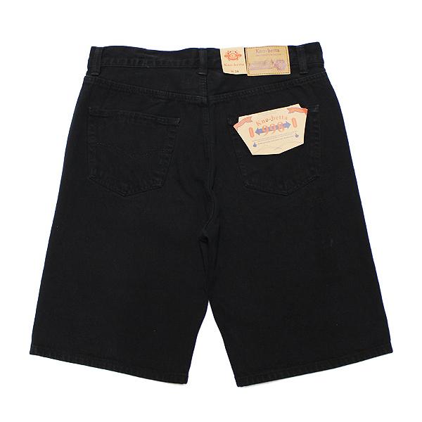 定番のストレートシルエットとコットン100％のしっかりとした13ozのデニム生地が特徴的な5ポケットデニムショーツ。ウォッシュ加工を施した柔らかな質感、程よい色落ちのブラックカラーに仕上げた膝下丈のレギュラーフィットです。[ ブランド ] ...
