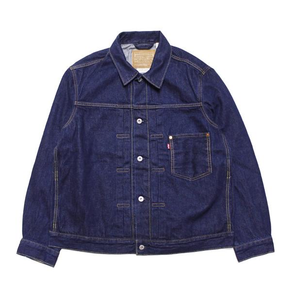 1936年のType I Trucker Jacketを復刻したヴィンテージ風シルエットのタイプ1トラッカーデニムジャケット。前面に入れたダブルプリーツ、ビッグEの赤タブを使用したシングルの胸ポケット、フィット感を調整できるシンチバックなど...