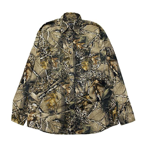 人気のリアルツリー柄を使用した長袖シャツ。ポリエステル素材を混合した中肉厚なコットンツイル地に両胸はポケットを配したボタンダウンシャツ。ゆったりとしたオーバーサイズシルエットに仕上げ、パーカー、トレーナー等の上からでも羽織れるライトアウター...