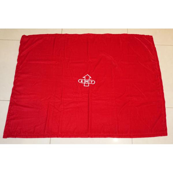 EMT927、EMT950用に企画されたベルベット製カバー高品質のベルベット生地に「EMT」のロゴが刺繍されていますプレーヤーを使用しない時に、ホコリ避けに最適です色は「赤」ですが、別に「黒」もご用意していますThis wonderful ...