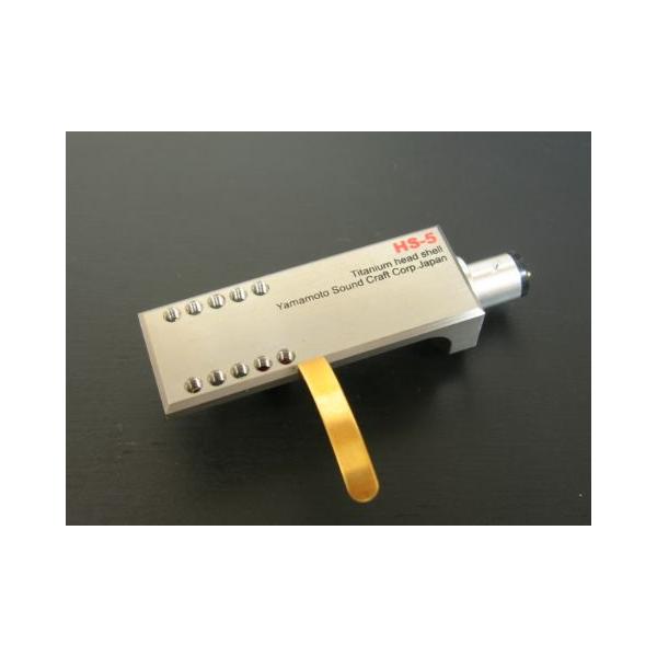 付属リード線：標準型4色リード線付属コネクターピンは燐青銅削りだし、燐青銅金メッキ製ボディー：純チタン指かけ部：真鍮（非磁性金メッキ仕上げ）外形寸法：18(W) 50(L) 16(H)　取り付け部・指かけ部分を除く、コネクター部を含む長さ：...