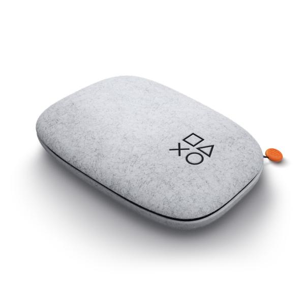 「Backbone One」は、スマホを装着することでゲーム機に早変わりするコントローラーで、本製品はコントローラーを外出時や保管時の衝撃から守る軽量でポータブルなキャリングケースです。ソースネクスト sourcenext backbone...