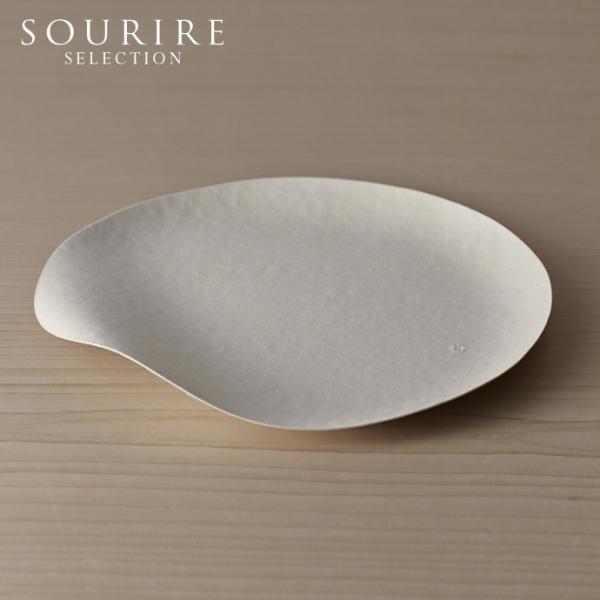 《WASARA　丸皿　（大）6枚入り》［サイズ］φ230mm×34mm / 1セット：約159g［入り数］6枚入り［生産］中国［WASARAの特徴］耐水・耐油加工を施していますので、どんなお料理にも安心してお使いいただけます。［発送］レター...