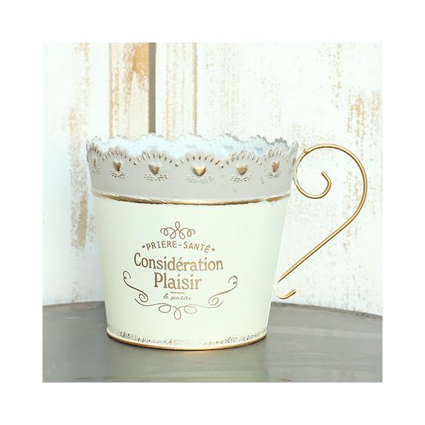 おしゃれなナチュラルブリキポット ハンドル付き です。（サイズ：W24×D17.5×H16.5　内径：17cm　材質：ブリキ　色：ホワイト　底穴あり・ライナー付き　）ブリキ製ポット。アンティークの風合いを出すために部分的に塗装をはがしたり錆...