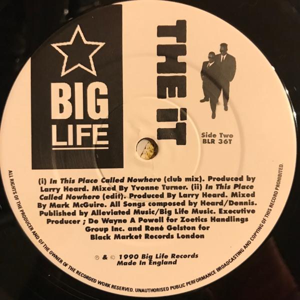 タイトル：In This Place Called Nowhereアーティスト：The Itメディア：Very Good +スリーブ：Very Good1990年リリースのハウスクラシック。Mixed By Yvonne Turner。ポエ...