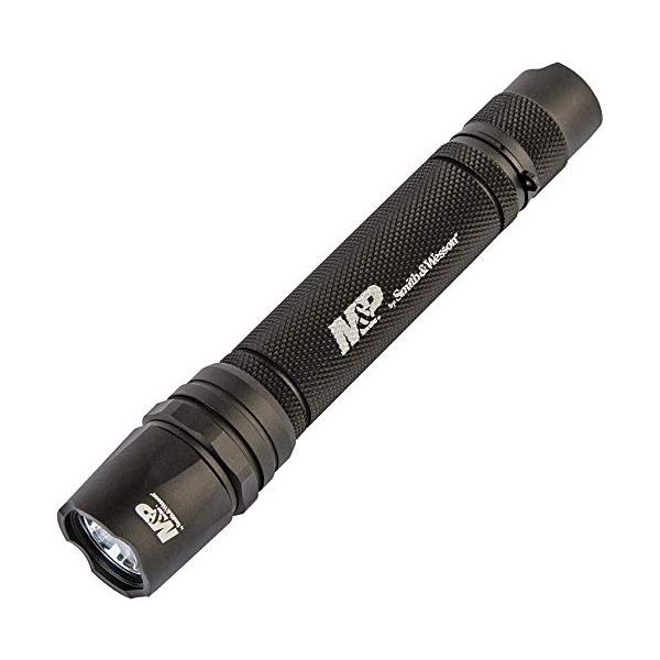 「商品情報」Smith &amp; Wessonスミス＆ウェッソンDelta Force MS 2xAA LED Midsized Flashlight「主な仕様」カラー：ブラック　サイズ(全長)：162mm　重量(電池除く)：約164g　...