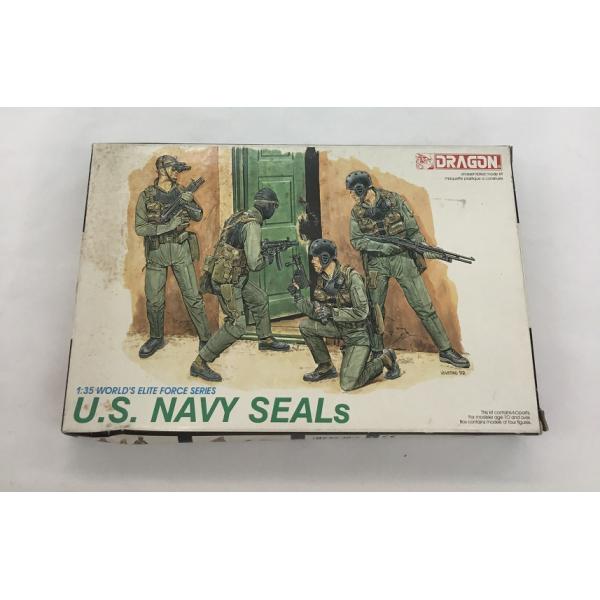 外箱に汚れ、傷等のダメージがありますが中身は未使用品です。写真にあるものが全てになります。発送はレターパックプラスを予定しております。（送料はこちらが負担します。追跡有り、保証無しです。その他の発送方法も可能ですがその場合は差額を落札者様負...