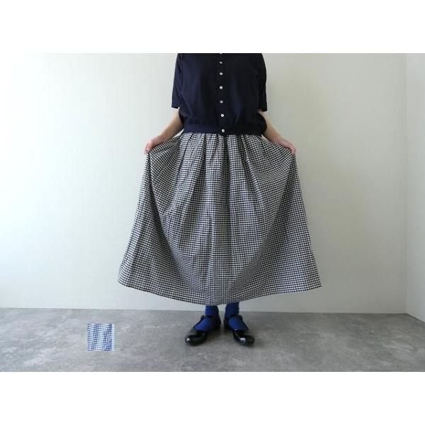 color(B)ブルー(C)ブラックsizeF( ウエスト -76cm 総丈 85cm )quality綿88％　麻12％別布　ポリエステル80％　綿20％モデル身長　162　cmメーカー希望小売価格　￥　12,000+税当店の商品は実在店...