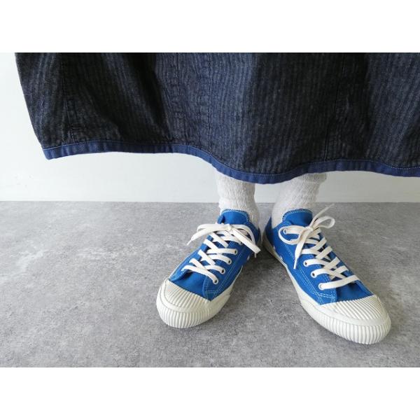 colorINDIGO BLUE×OFFsize22cm23cm24cm25cmモデル身長　162　cmメーカー希望小売価格　￥　18,000+税当店の商品は実在店舗でも同様に販売をしているため、タイムラグにより店頭で完売した場合にはご注文...