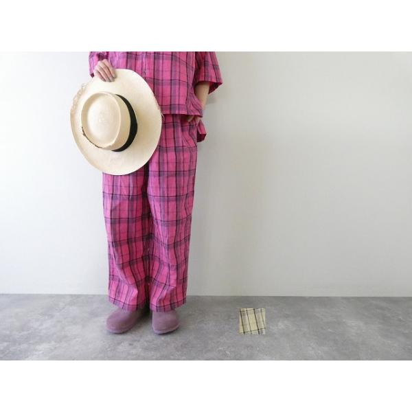 color(06)カーキベージュ(28)ローズピンクsizeone size( ウエスト -90cm また下 59cm 総丈 95cm ウエストはゴム　紐で調節可 )quality麻55％　綿45％モデル身長　162　cmメーカー希望小売価...