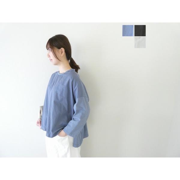 color(01)アッシュホワイト(04)スミクロ(35)ストーンブルーsizeone size( 身幅 68cm 総丈 前56cm 後62cm )quality綿　100%別地　綿100％モデル身長　158　cmメーカー希望小売価格　￥　...