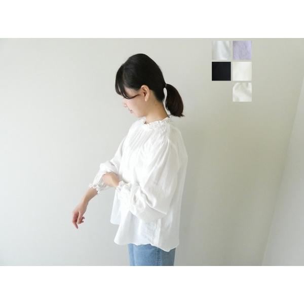 colorオフグレージュライトグレーブラックアッシュパープルsizeF( 身幅 55cm 総丈 57cm )quality綿　100%モデル身長　158　cmメーカー希望小売価格　￥　10,800+税当店の商品は実在店舗でも同様に販売をして...