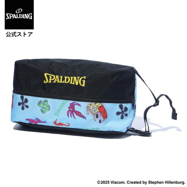 ●素材：ポリエステル●サイズ：W19×H38×D14cm●カラー：ライトブルー●生産国：中国●海底を浮遊するスポンジ・ボブとパトリックのポップでカラフルなシューズバッグ。●アジャスター付のストラップを搭載しており、手持ちはもちろん、バッグな...