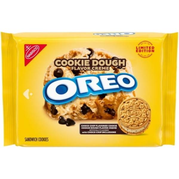 オレオ クッキードウ クリーム サンドクッキー 限定版 10.68オンス1パック。チョコチップ風味のウエハースに、クッキードウ風味クリームとチョコチップ入り。コーシャ認証で、ディップにも最適。パーティー、ゲームナイト、ブッククラブのおやつに...