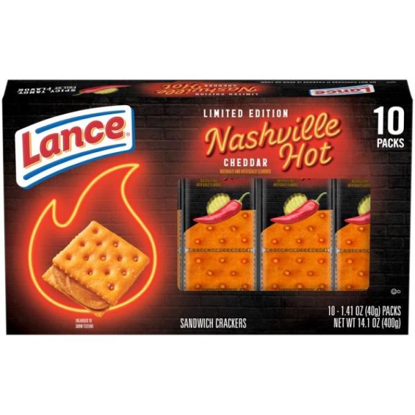 ランスのナッシュビルホット チェダー サンドイッチクラッカーは、スパイシーでクセになる味わいが楽しめる期間限定のスナックです。定番のオレンジ色のトーストチークラッカーに、ナッシュビルホットソース風味のチェダーチーズフィリングをサンド。ピリッ...