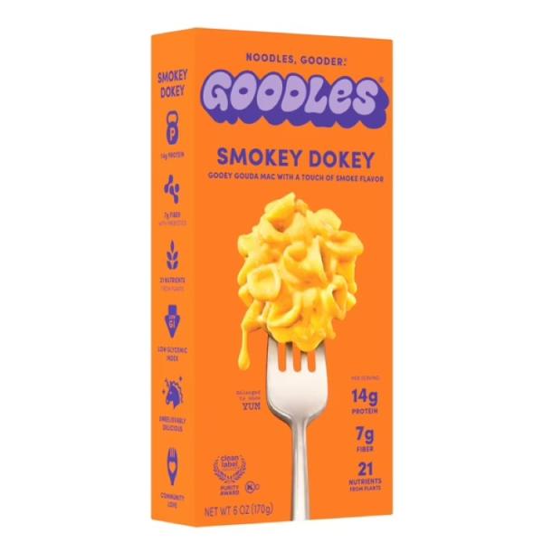 Smokey Dokeyはゴーダスモークチーズソースとシェル型パスタを組み合わせたGOODLESのマック＆チーズで、燻製風味が特徴です。小麦粉とヒヨコ豆たんぱく、野菜由来の栄養素を組み合わせたパスタを使い、1食あたりたんぱく質14g・食物繊...