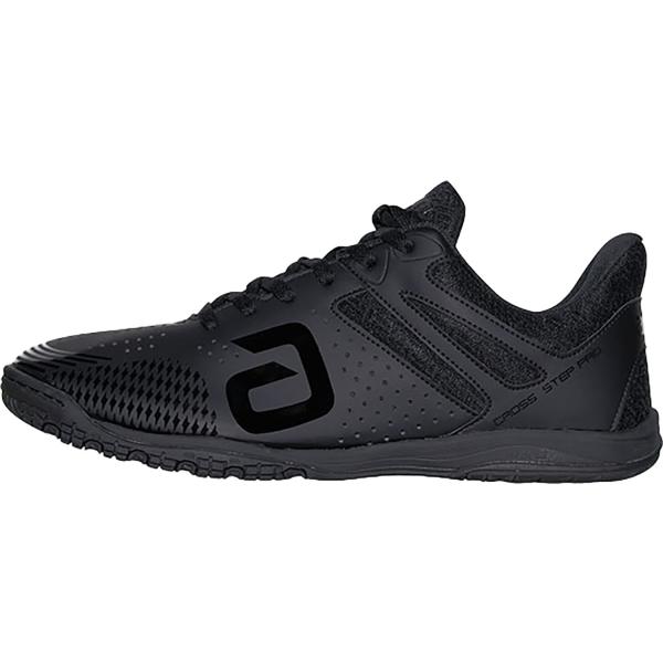 アンドロ andro アンドロ クロスステップ プロ ブラック  350023020　卓球　強い衝撃に耐えられるようにクッション性をアップしつつ柔軟性も向上。激しく動いてもブレにくいよう、かかと部分を再設計し、さらに素材や形状の調整を重ね、...