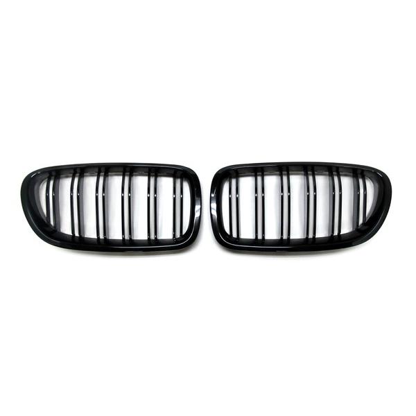ＢＭＷのフロントグリルの１セット(2pcs)です。 適合車種は、1.BMW 5シリーズ F10/F11 2.BMW 6シリーズ F06/F12/F13('12-'15) のいずれかです。 M5/M6を彷彿させるツインフィンもグリルフレームも...