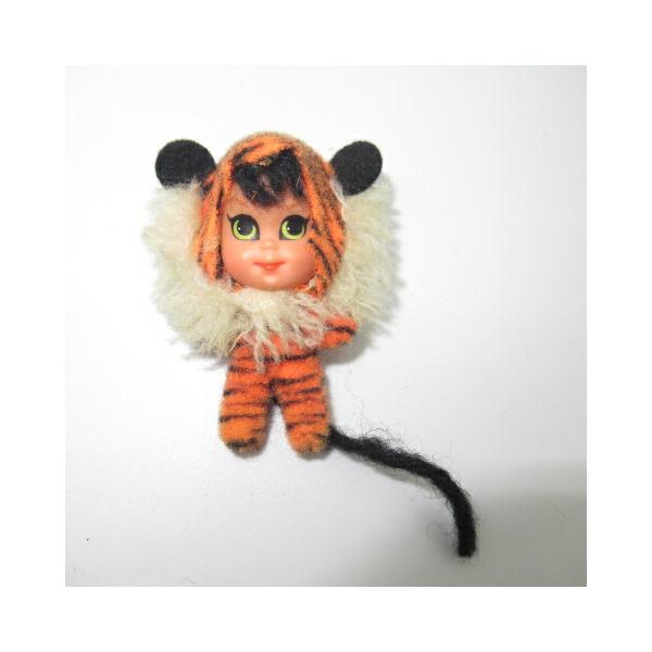 商品説明【メーカー名】MATTEL【サイズ】大きさ約６センチ【商品説明】1968年、マテル社製の小さなお人形です。この子は可愛いライオンになります。大きさ約6センチです。中古品ですので、多少の傷みや汚れ等があります。 写真でご確認の上、写真...