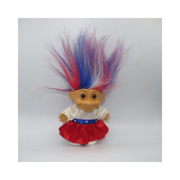 ＜商品説明＞【メーカー名】　【サイズ】約15センチ（髪の毛を含む）【商品説明】可愛いRUSS社製のTROLLです。コスチュームも可愛いです！中古になりますので多少の傷みや汚れがあります。※こちらの商品は海外での買いつけ商品になっております。...