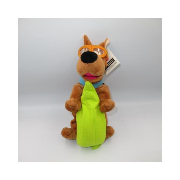 ＜商品説明＞【サイズ】　約２６センチ【商品説明】90年代のScooby-Dooのビーニーです★おしりに汚れがあります。画像にてご確認ください。可愛いです！中古になりますので多少の傷みや汚れがあります。※こちらの商品は海外での買いつけ商品にな...