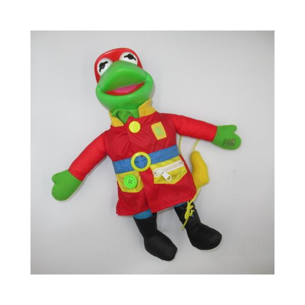 ＜商品説明＞【サイズ】　約36センチ【商品説明】可愛い90年代のカーミットのぬいぐるみです★顔がソフビです。中古になりますので多少の傷みや汚れがあります。※こちらの商品は海外での買いつけ商品になっております。ビンテージ商品ですので、汚れ等が...