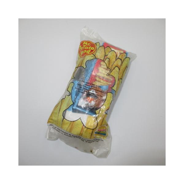 ＜商品説明＞【サイズ】　ポテトヘッドの大きさは、約６センチ【商品説明】バーガーキングの９０年代のミールトイです！ポテトヘッドのコースターになります！中古になりますので多少の傷みや汚れがあります。※こちらの商品は海外での買いつけ商品になってお...