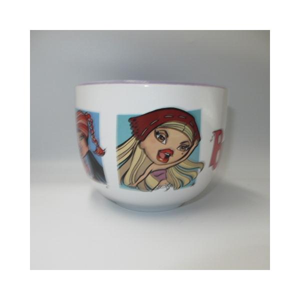 ＜商品説明＞【サイズ】　直径約13センチ、高さ約10センチ【商品説明】ブラッツの可愛いヌードル用のボウルです。本来は箸付きなのですがありません。未使用品です。小物入れにも良いかもです★※こちらの商品は海外での買いつけ商品になっております。ビ...