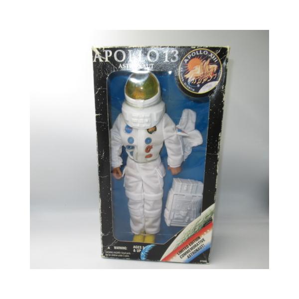 ＜商品説明＞【サイズ】　約30センチ【商品説明】90年代のAPOLLO13のアクションフィギュアです★箱のデザインも良い感じです。中古になりますので多少の傷みや汚れがあります。※こちらの商品は海外での買いつけ商品になっております。ビンテージ...