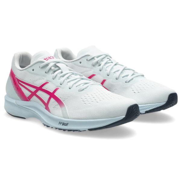 自己ベスト更新を目指すランナーのレースや、スピードトレーニングやテンポランにおすすめ。FF BLASTミッドソールが、軽さとエネルギッシュな反発性を生む。これに新構造を組み合わせることで、自分の足で蹴る感覚とスピード感の両方を高いレベルで両...