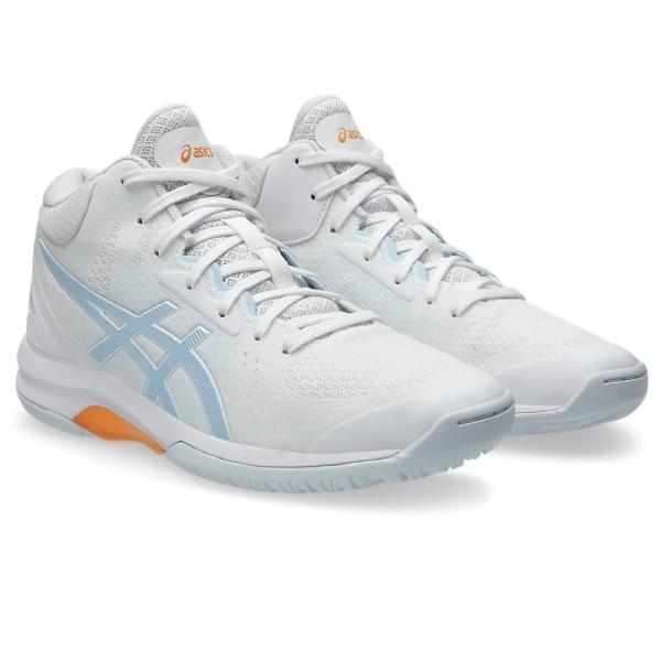 スピーディーなプレースタイルのためにデザインされた、快適でサポート力に優れたバスケットボールシューズ。レディス専用ラストをベースとしたL.A.コンフォート機能を搭載。アーチを支え母趾への負担を軽減。■アッパー：合成樹脂、人工皮革、合成繊維■...